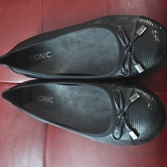 Vionic | Shoes | Vionic Minna Ballet Flats Sz 8 | Poshmark